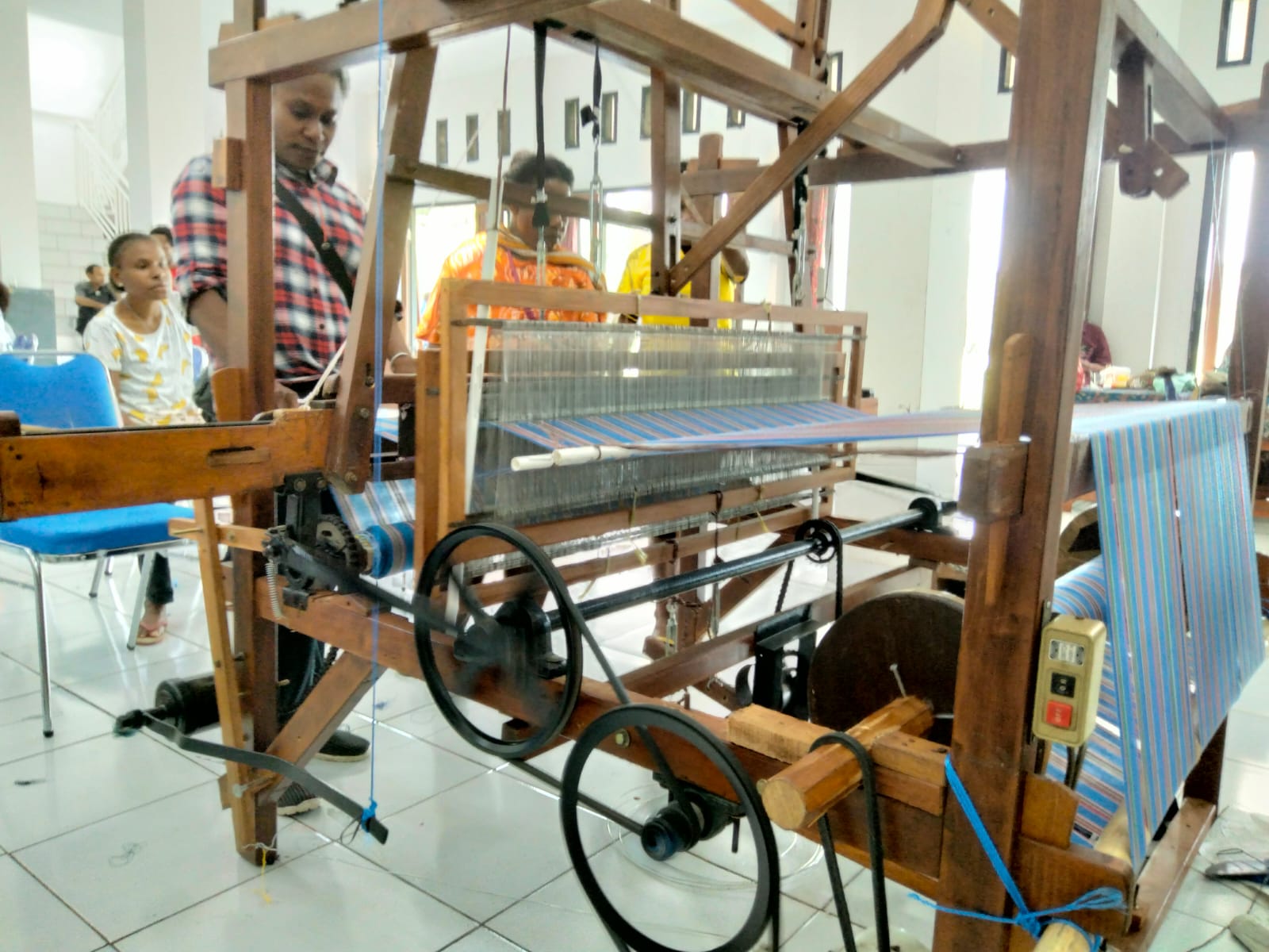 PLT. SEKDA SARMI : DAYA TARIK WISATA ALAM DAN BUDAYA MERUPAKAN MODAL ...