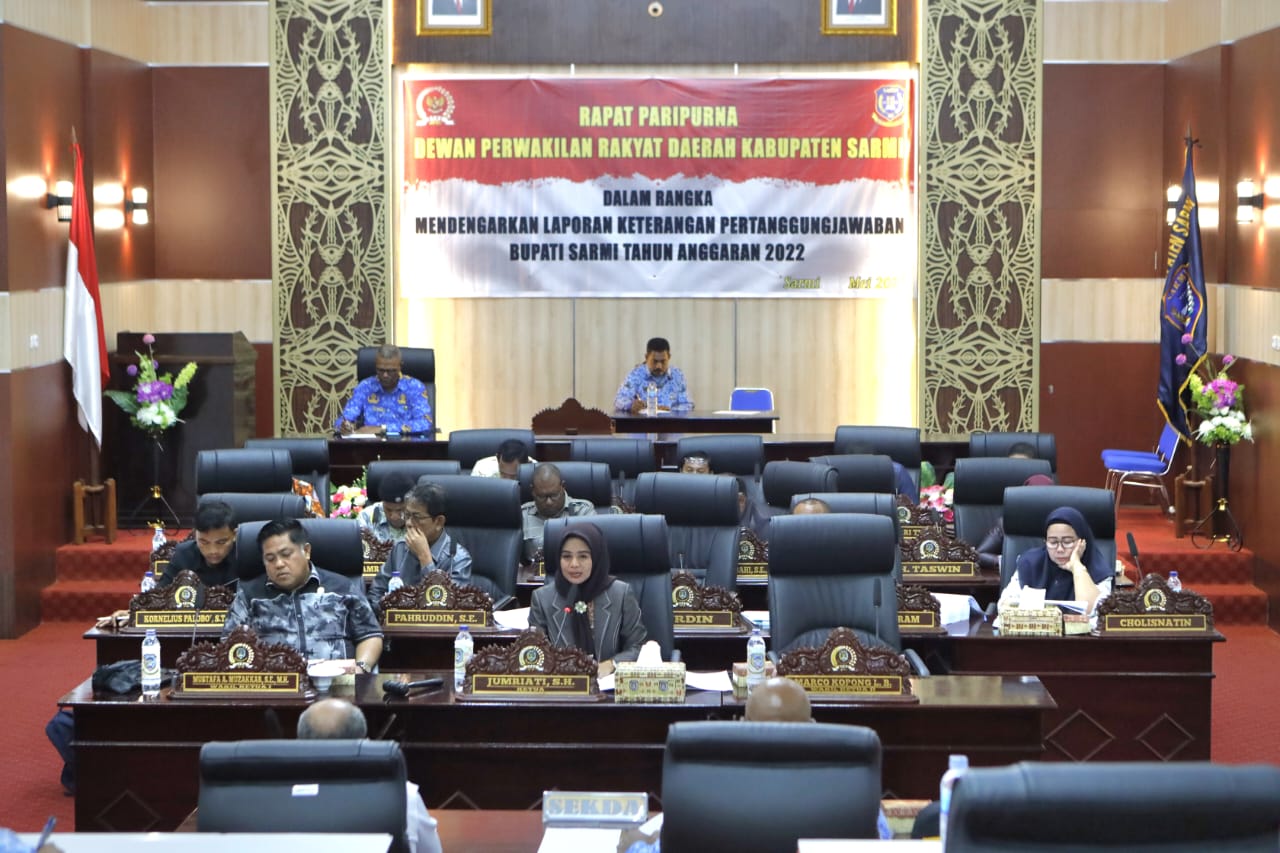 HADIRI RAPAT PARIPURNA LANJUTAN PJ BUPATI SARMI SAMPAIKAN LKPJ 2022 | Kabupaten Sarmi